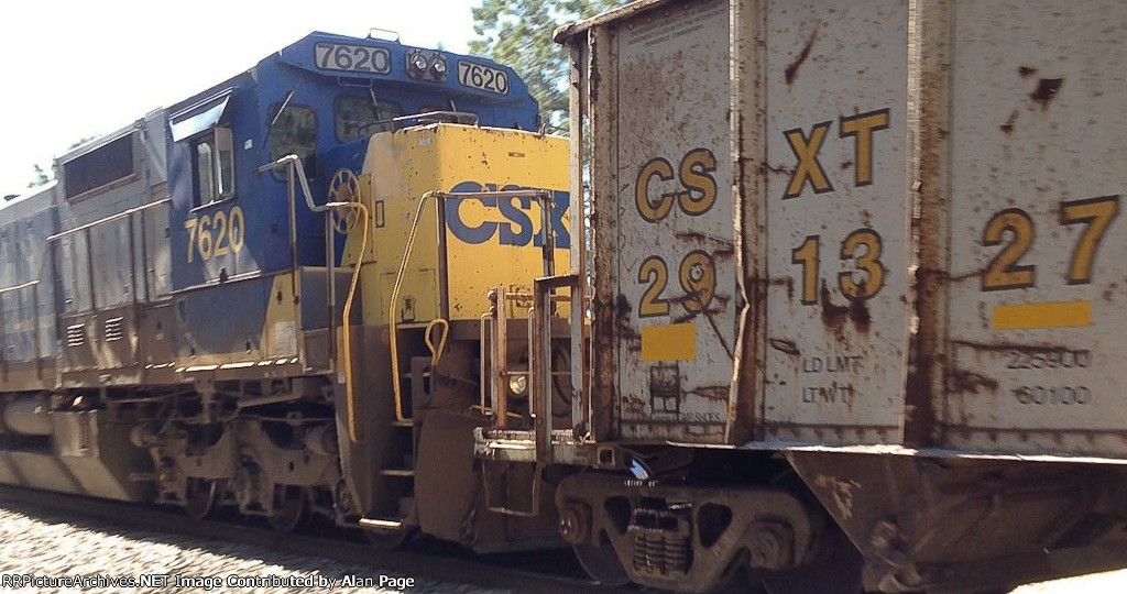 CSX C40-8 7620